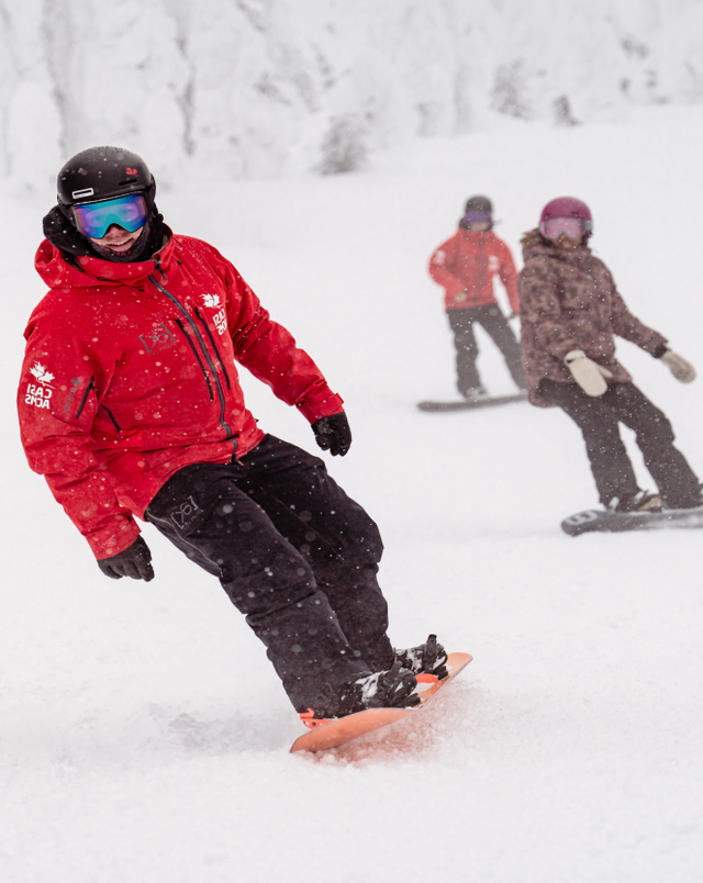 l’Association Canadienne des Moniteurs de Snowboard